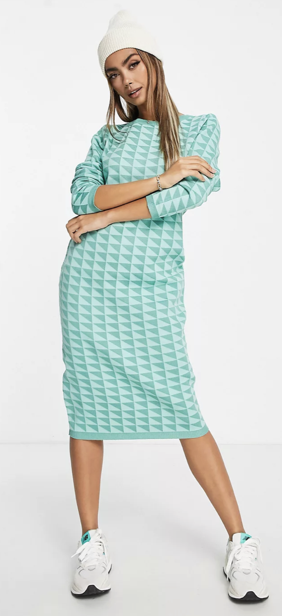 30 Of The Best Asos Throw-It-On Knitted Dresses Out!